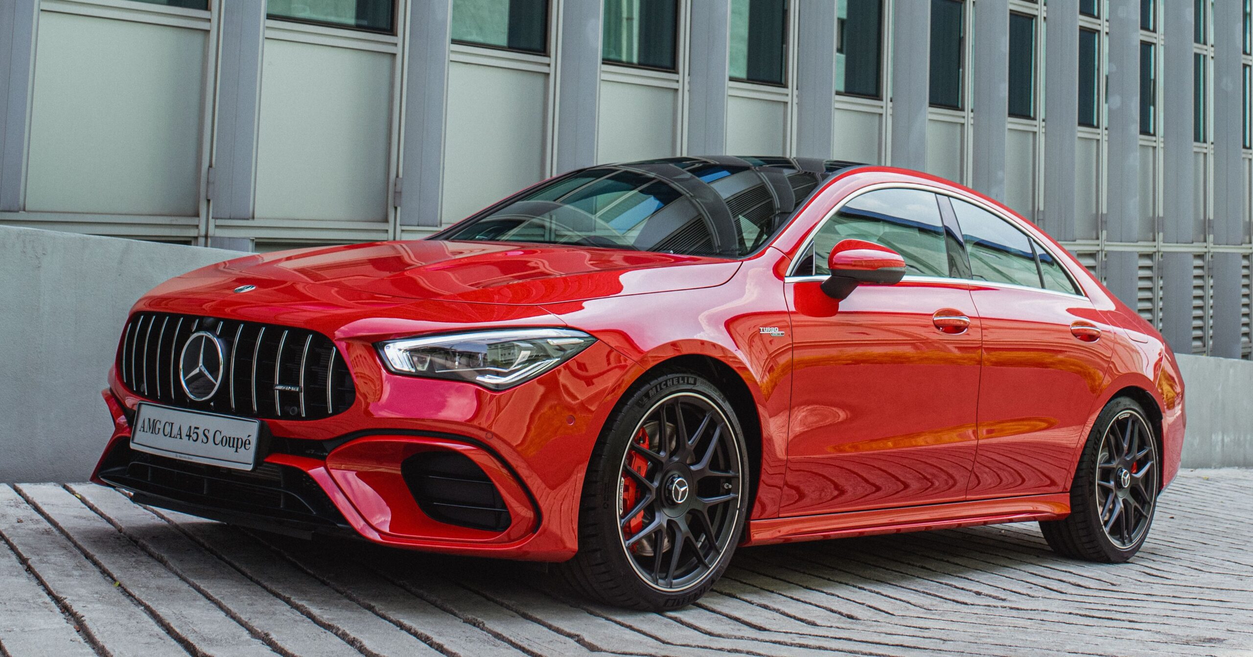 Promo Mercedes AMG CLA 45 S 4matic Plus Patagonia Red Nik 23